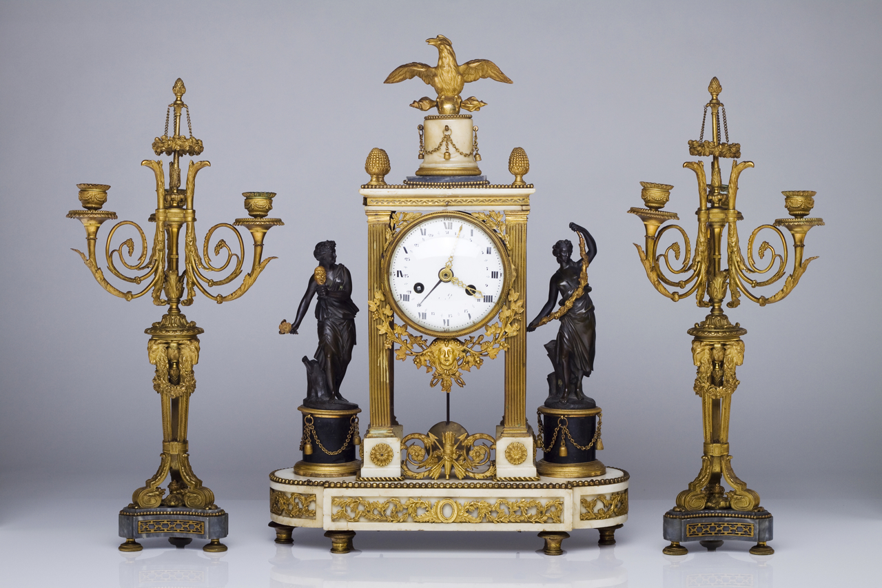 [Auction 2] Lot 97 - Louis XVI clock garniture - VERITAS Art Auctioneers